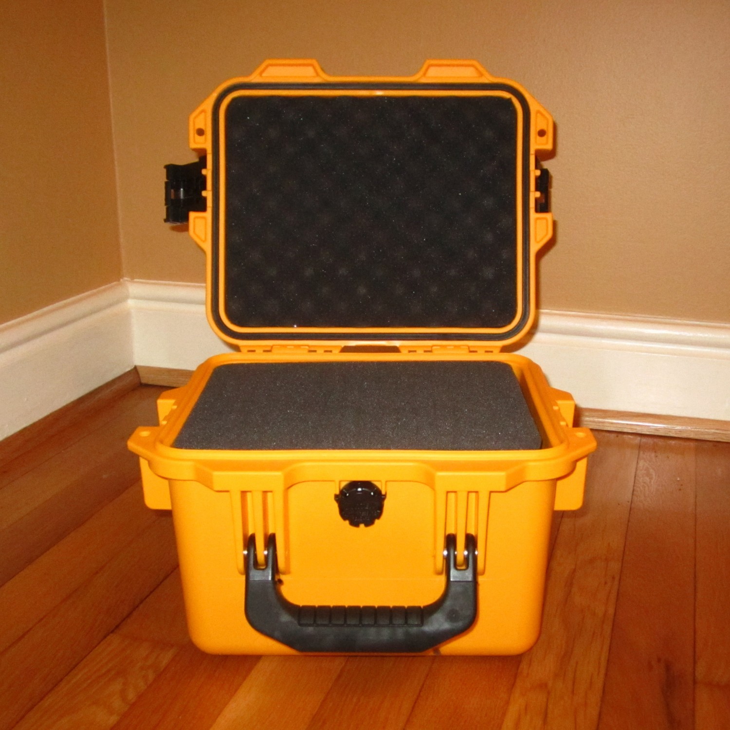 Nikon D7000 Pelican Case – Jon Deutsch